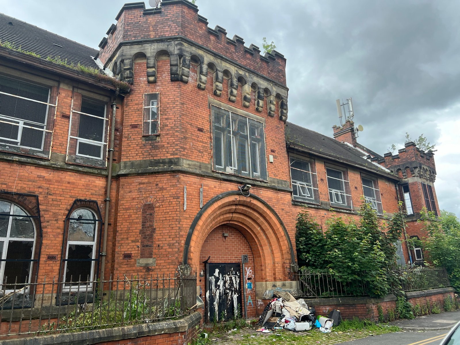 Teenage Soldiers of WW1: Chadderton Cemetery - MancHistorian